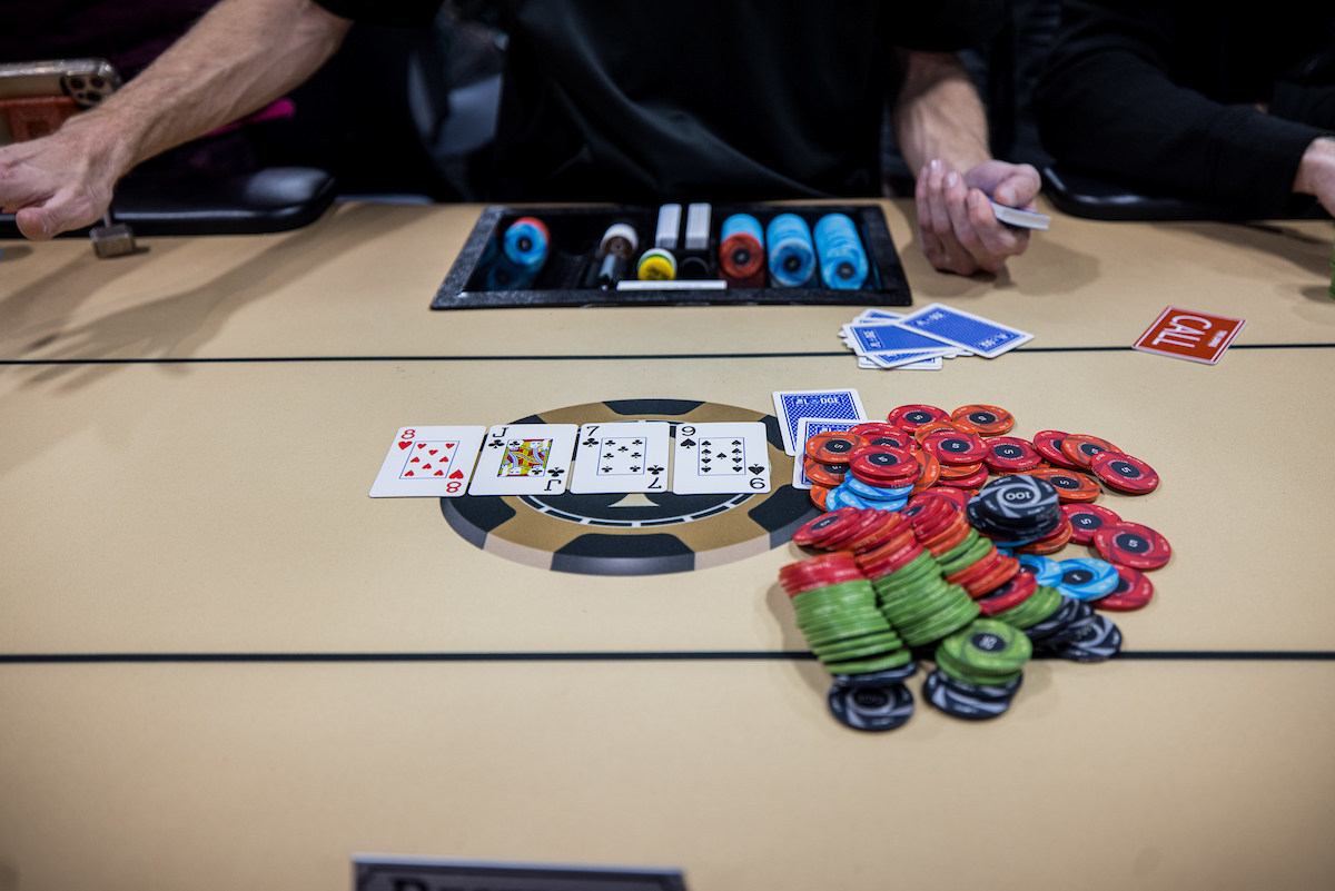 What is the Small Blind Button Bonus in Poker? - The Lodge Card Club